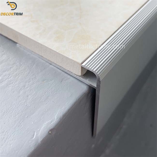 Heavy Duty Stair Nosing Tile Trim F Shape Aluminum Alloy 6063 Material