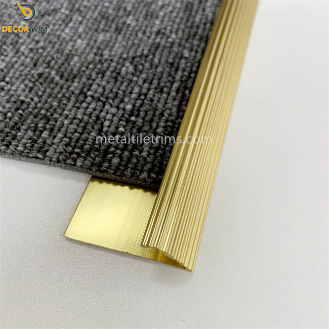 Single Edge Carpet Transition Strip Fluted Curved Shape 8.4mm Size